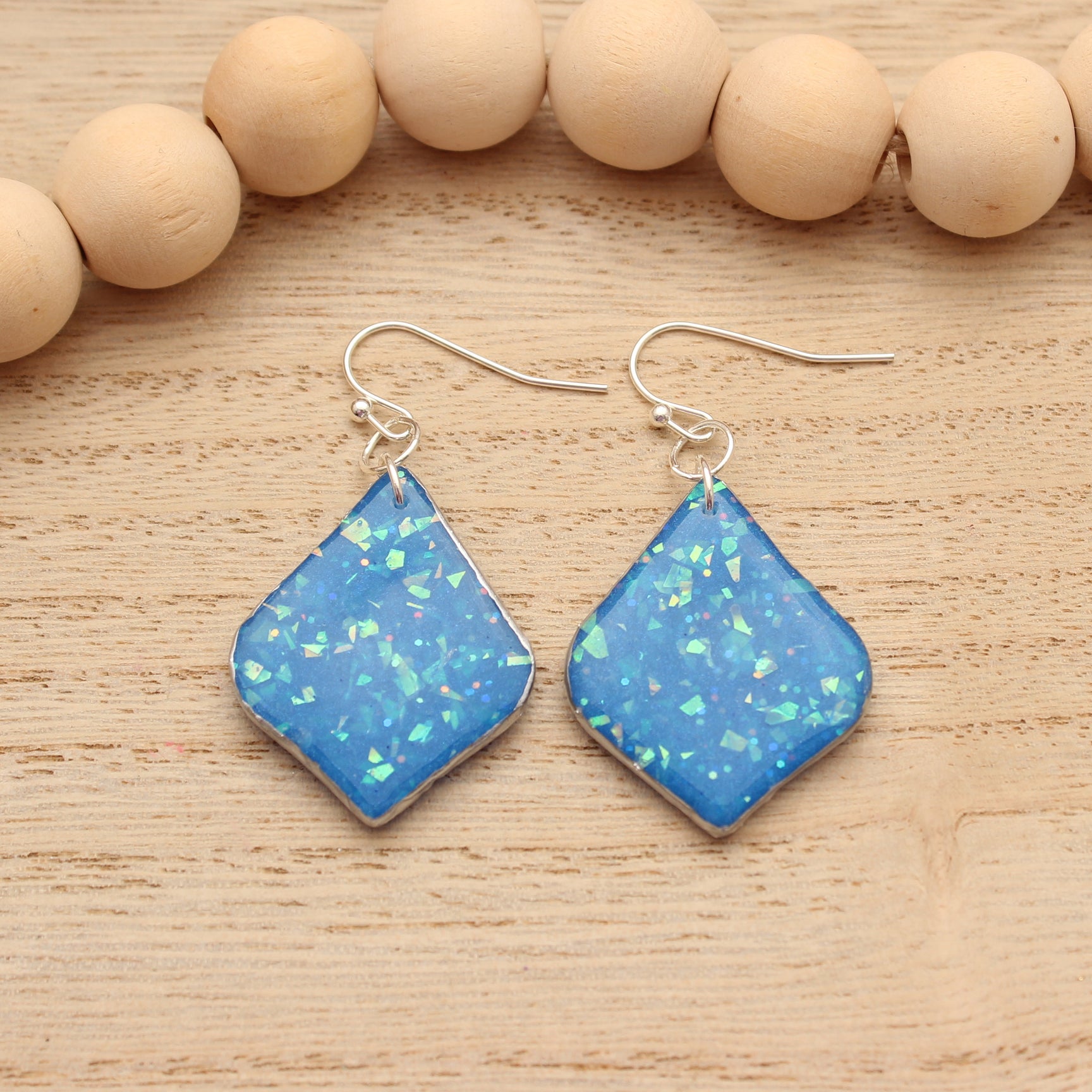 Rainbow Agate Bria Earrings – TRsTidbitsnTreasures