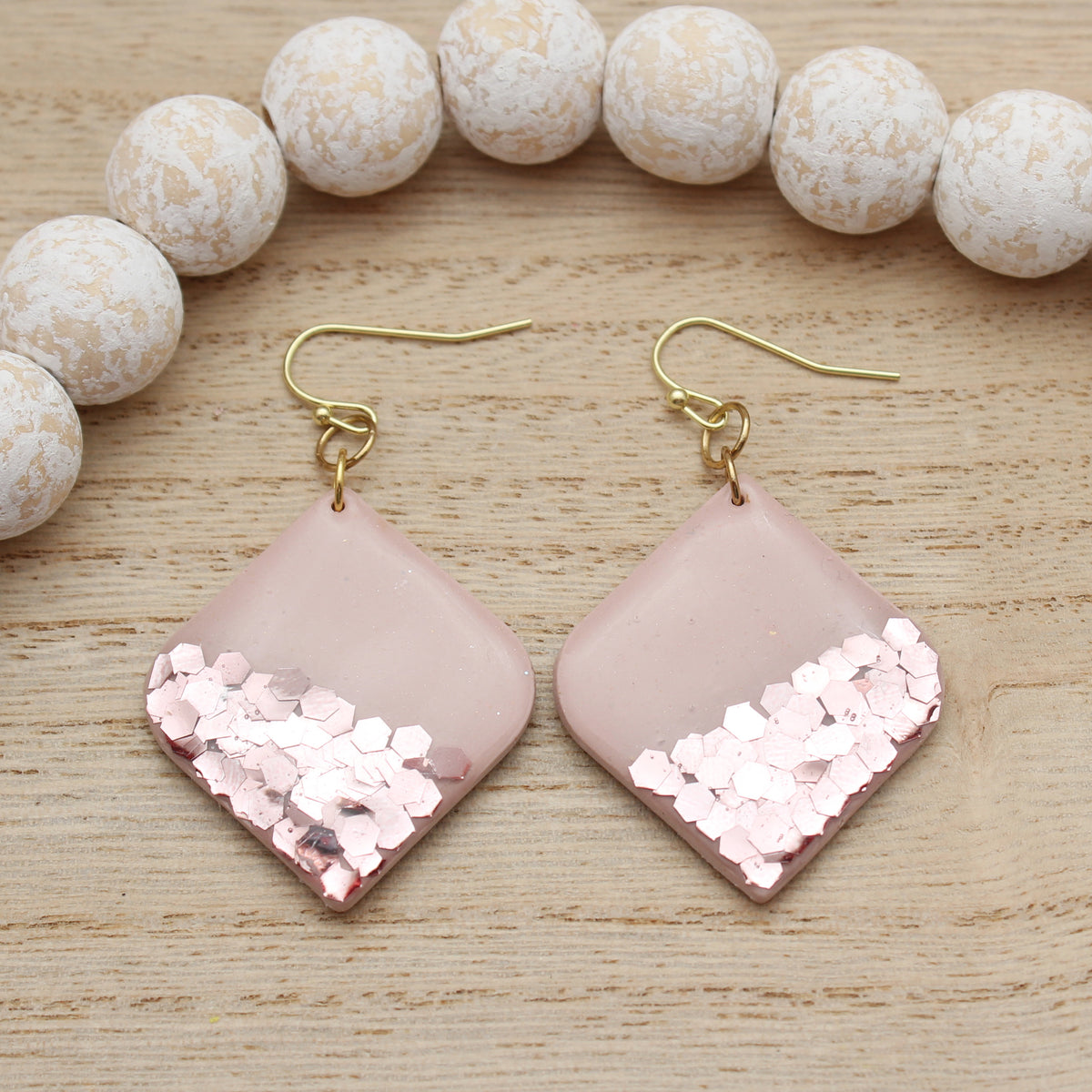 Blush Glitter Jodi Earrings – TRsTidbitsnTreasures